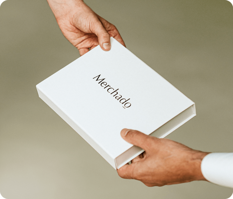 Merchado - Gepersonaliseerde Merchandise & Corporate Gifts